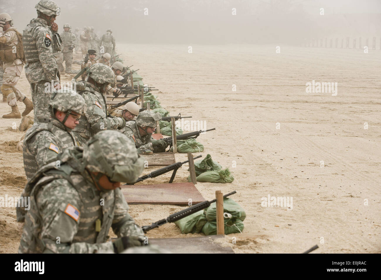 Kuwait navy hi-res stock photography and images - Alamy