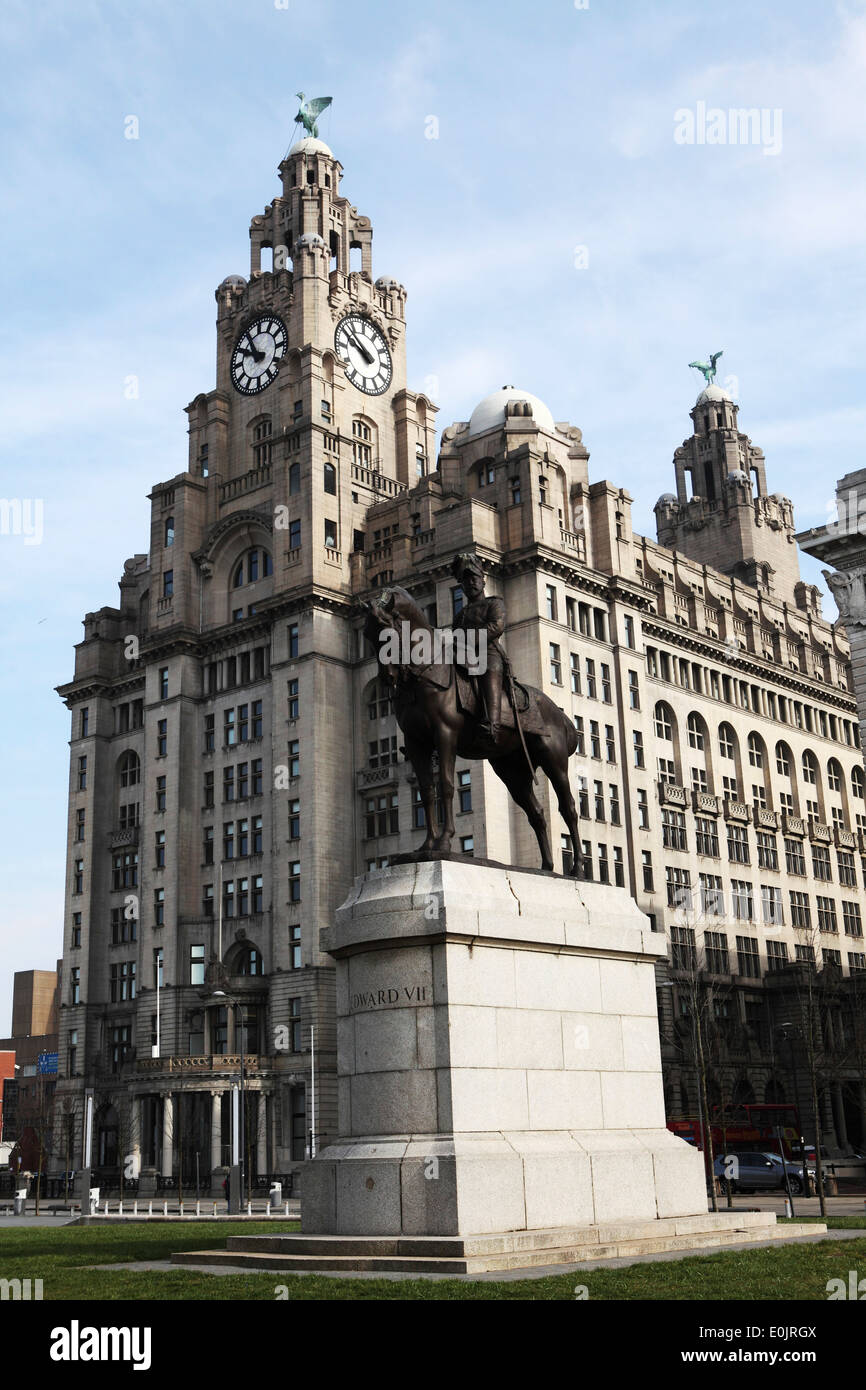 Statue of King Edward VII in front of the Liver Building in Liverpool ...