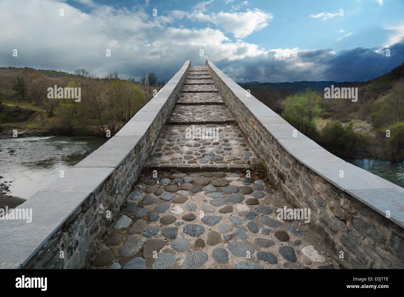 Aziz Agha bridge, Trikomo village, Grevena, Greece Stock Photo - Alamy