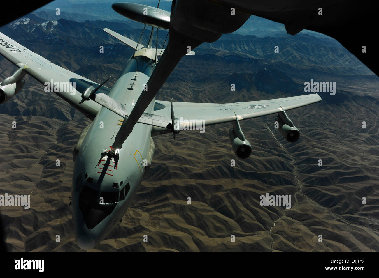 A U.S. Air Force E-3 Sentry from the 964th Expeditionary Air Control ...