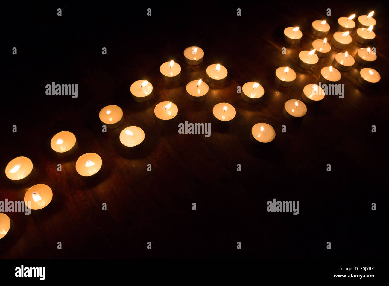 Flame and the arrow hi-res stock photography and images - Alamy