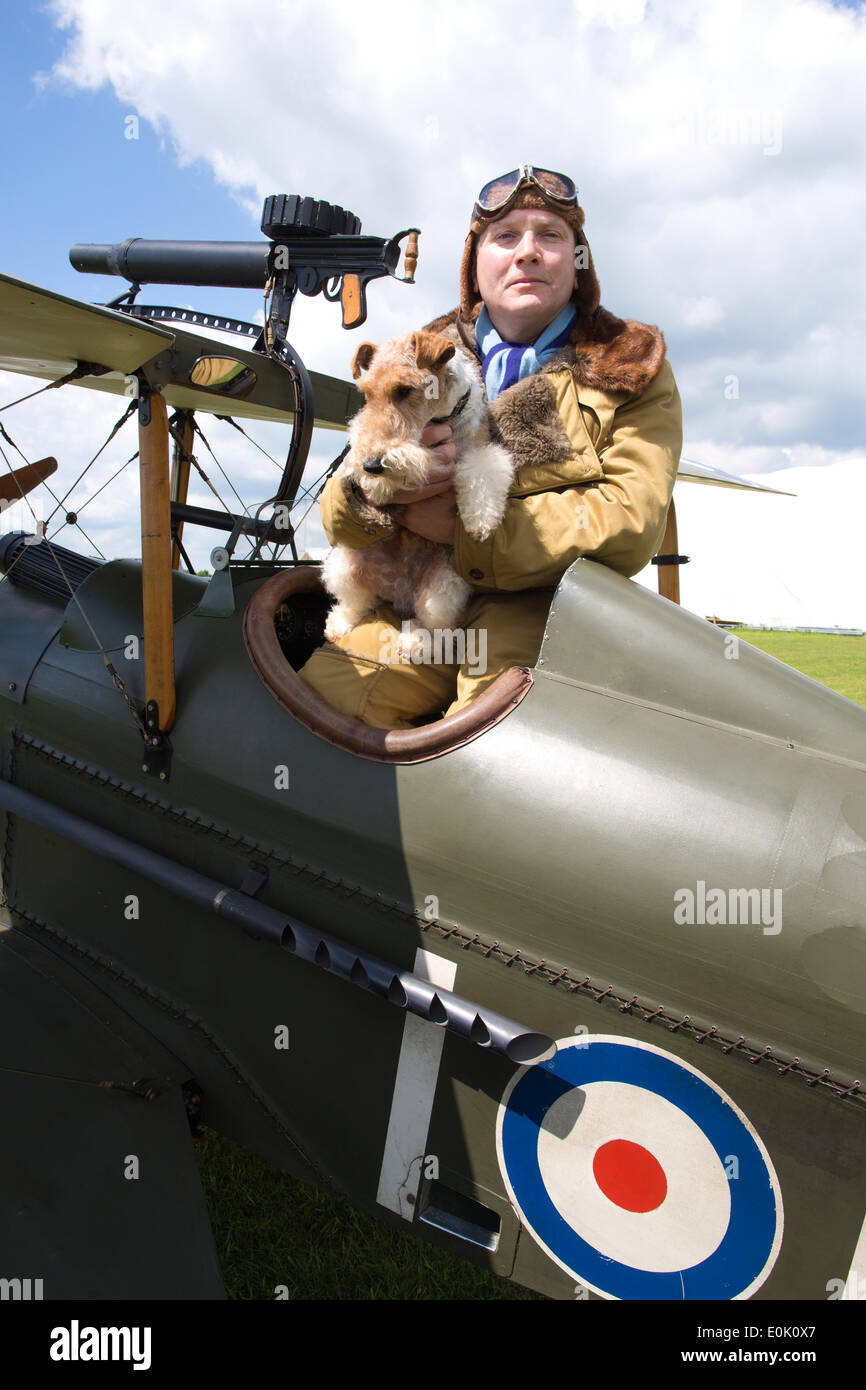 Royal flying corps uniform hi-res stock photography and images - Alamy