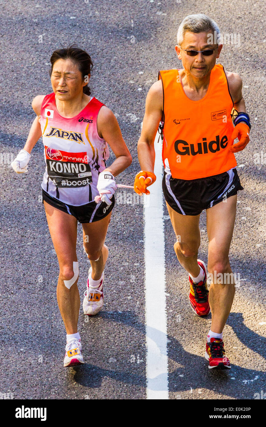 Guide runner london marathon hi-res stock photography and images - Alamy
