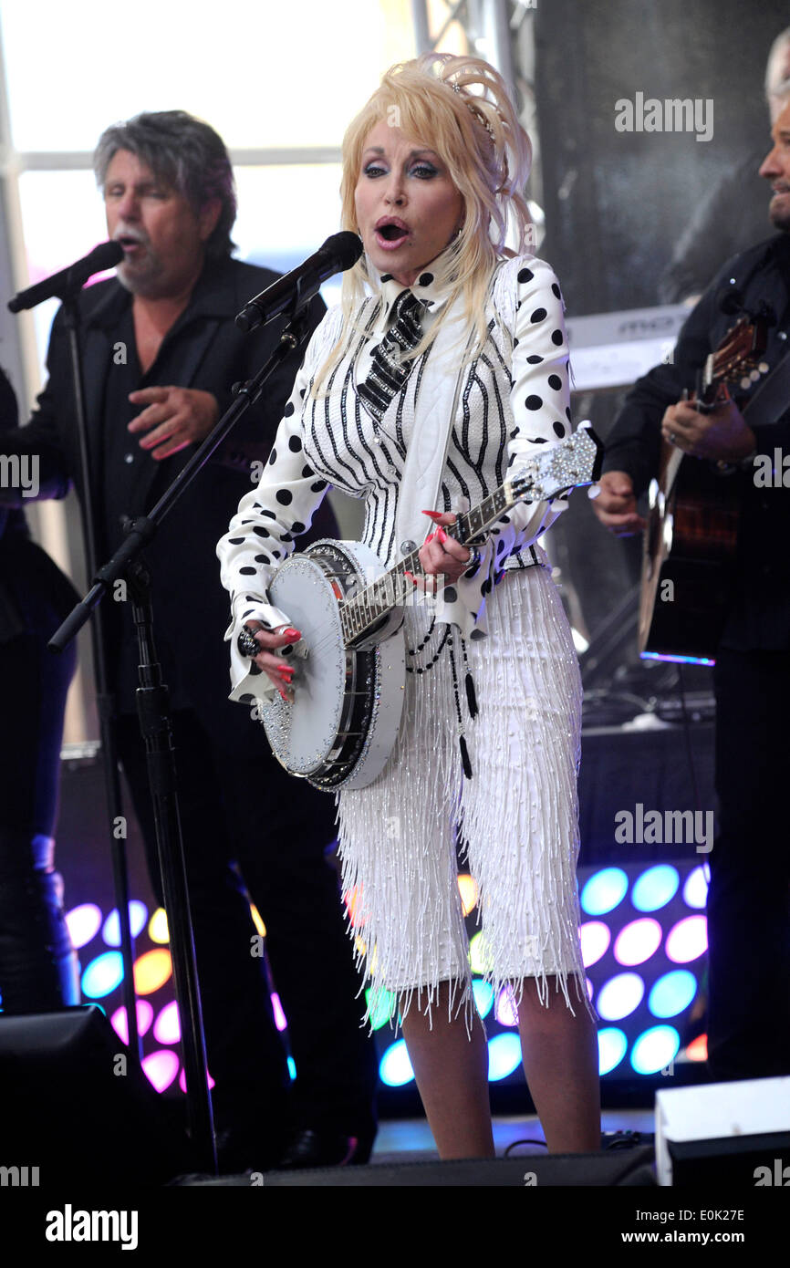 Dolly Parton performs On NBC's 'Today' at Rockefeller Plaza on May 13 ...
