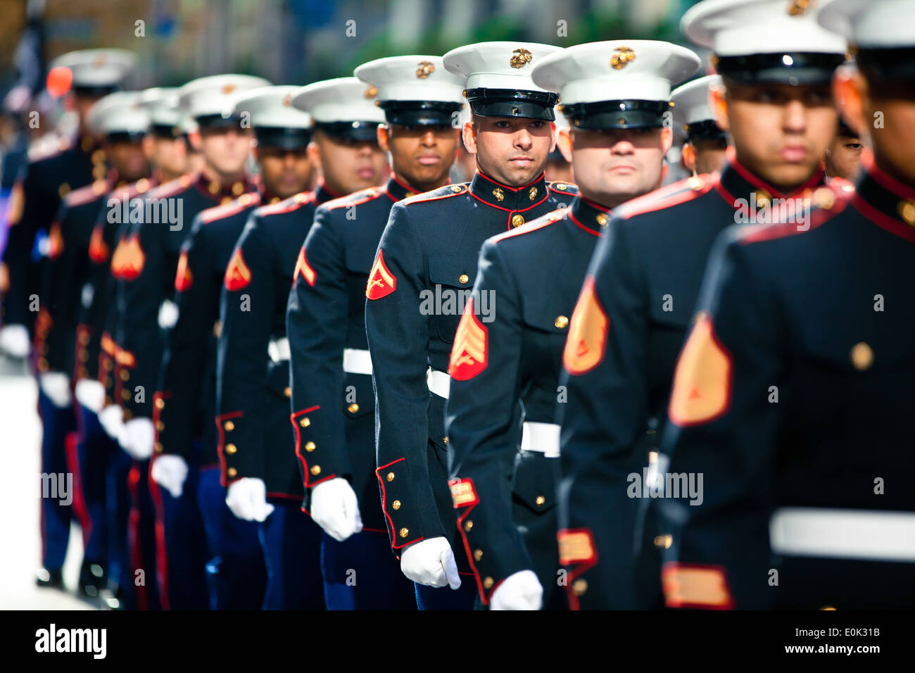 NEW YORK -- Marines from 6th Communications Battalion, Marine Forces ...