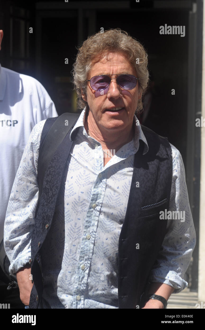 Roger daltry hi-res stock photography and images - Alamy