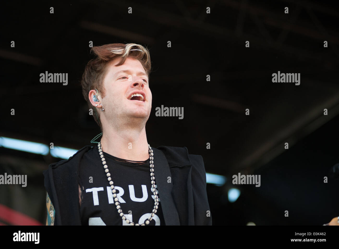 Nash Overstreet of Hot Chelle Rae performs in support of 107.9's ...