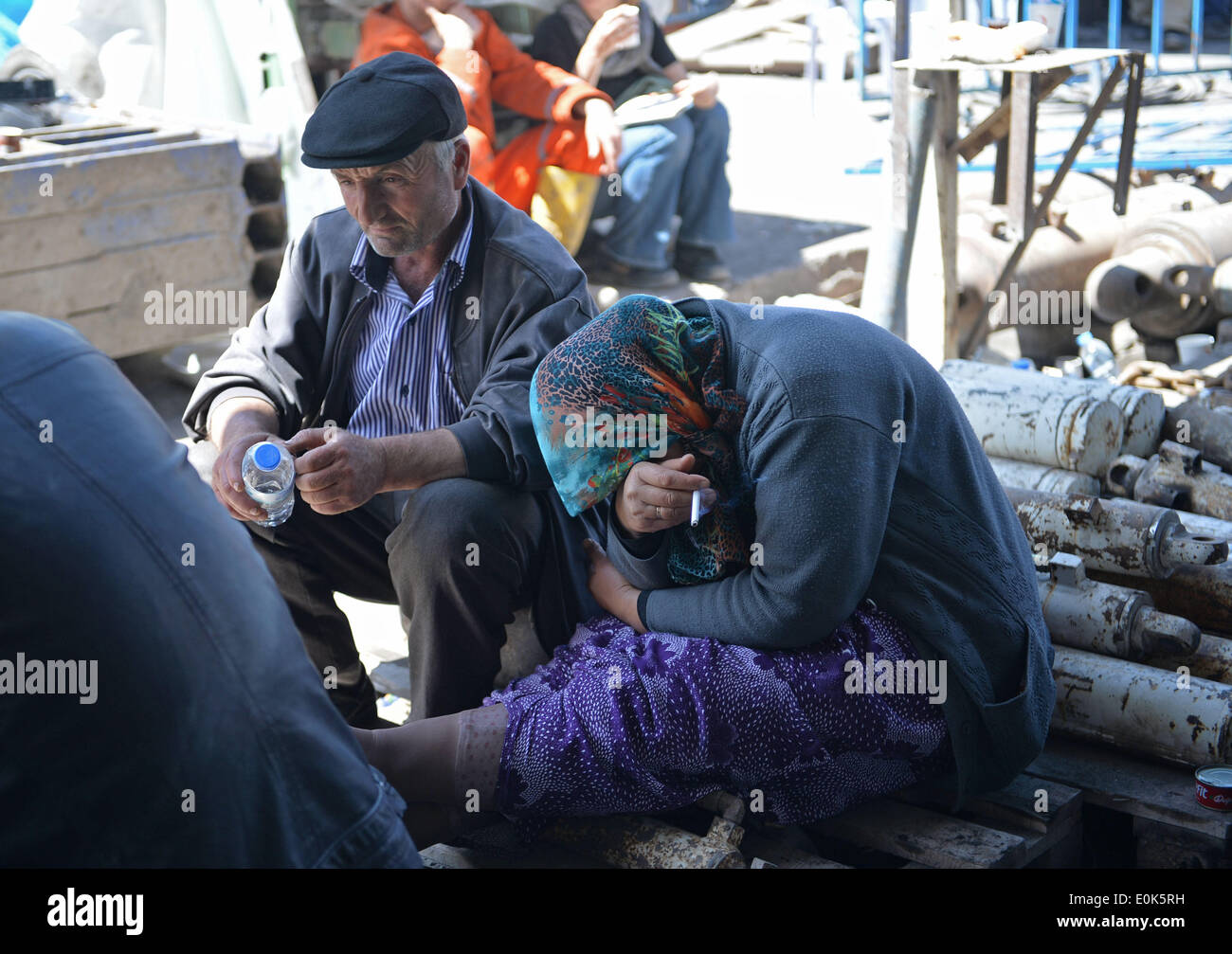 Soma, Turkey. 15th May, 2014. Relatives of trapped miners loses control ...