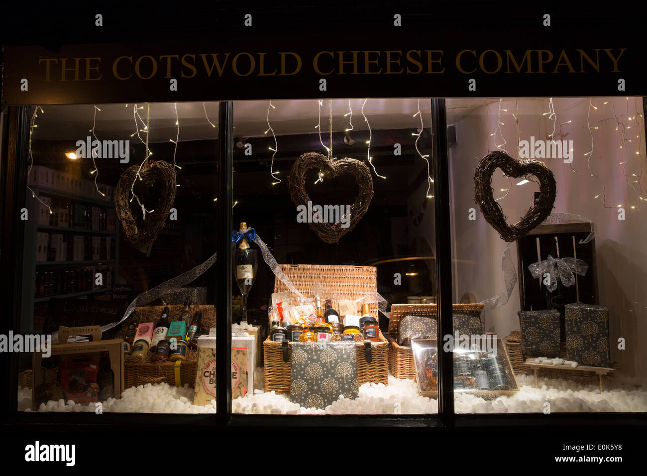 Window display of food shop with Christmas hampers on Burford High ...