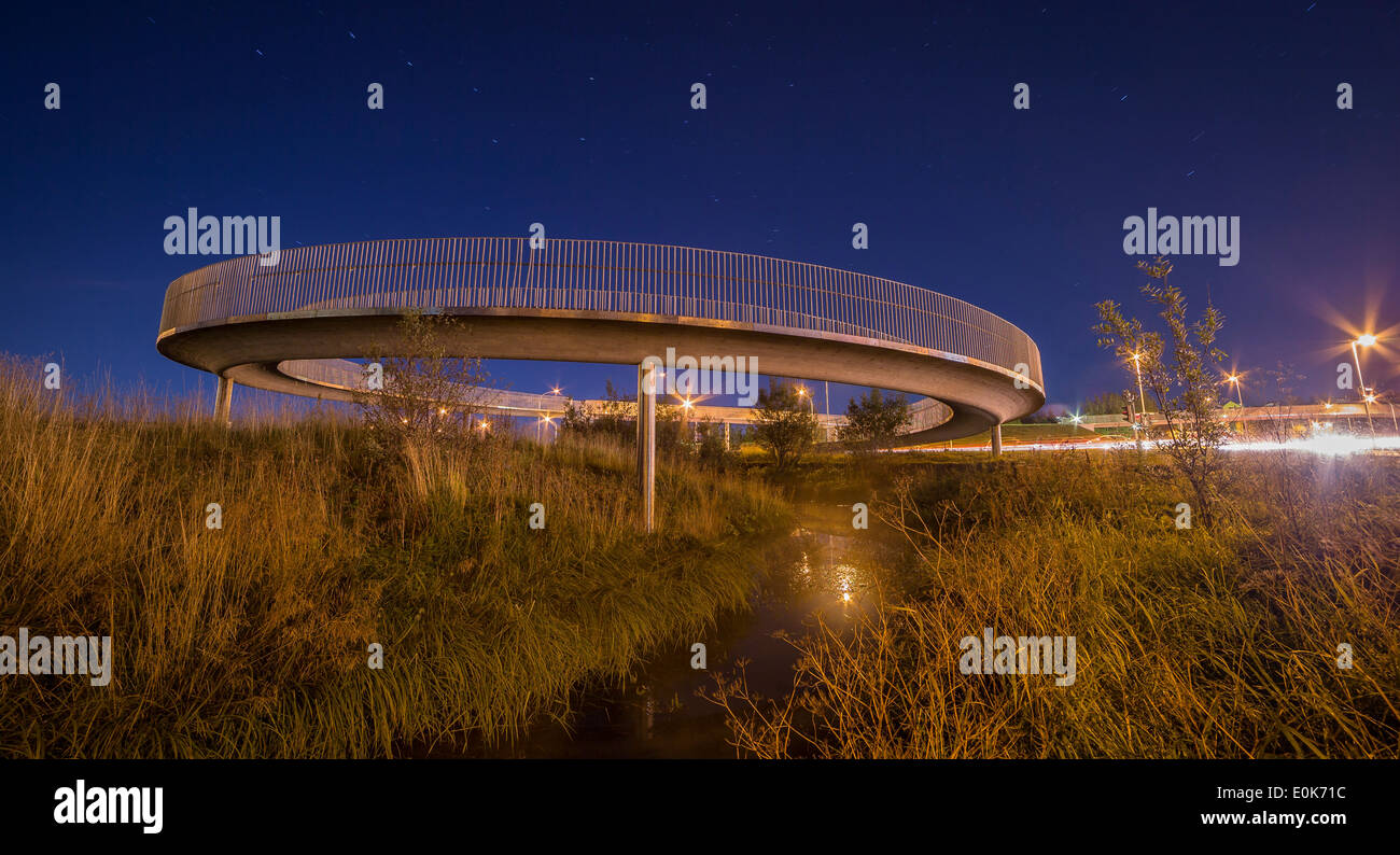 Circular footbridge hi-res stock photography and images - Alamy