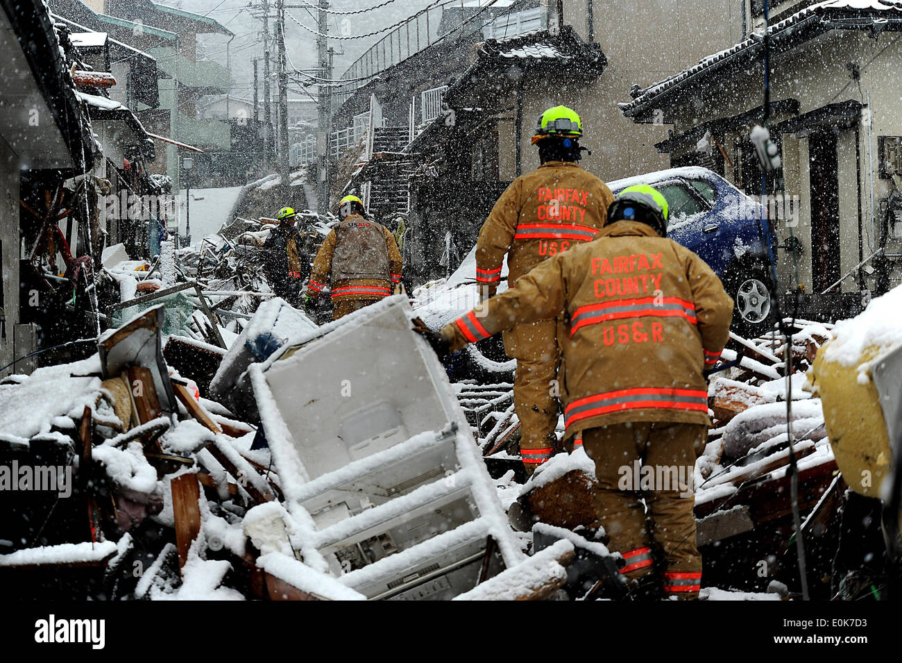 Members of the Fairfax County, Va., Task Force 1 Urban Search and ...