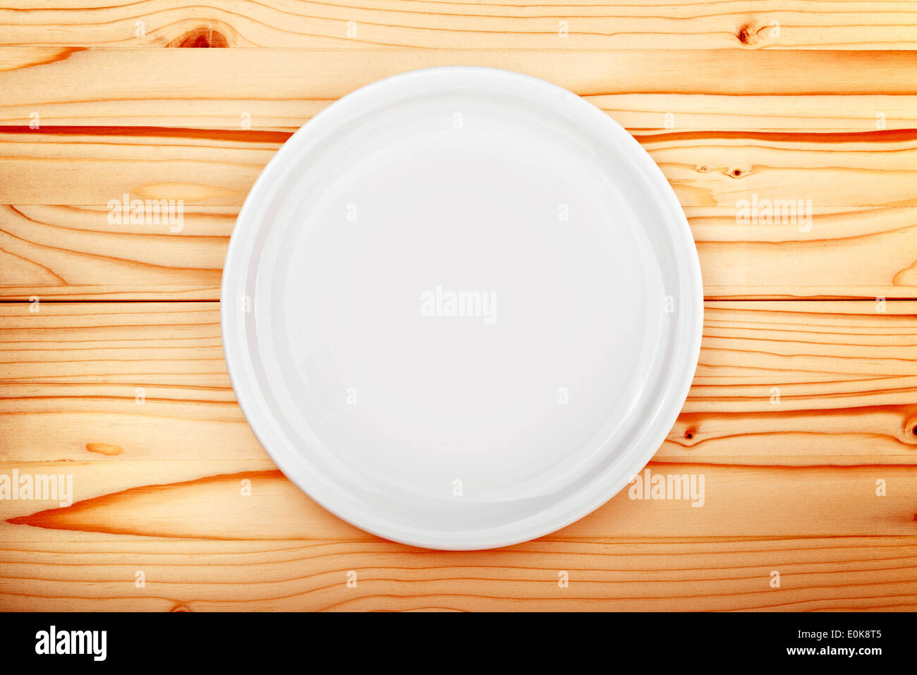 Empty plate hunger hi-res stock photography and images - Alamy