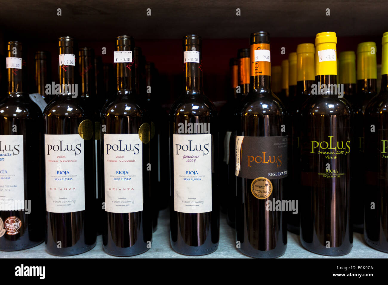 Spanish Rioja Wine Bottles High Resolution Stock Photography and Images ...