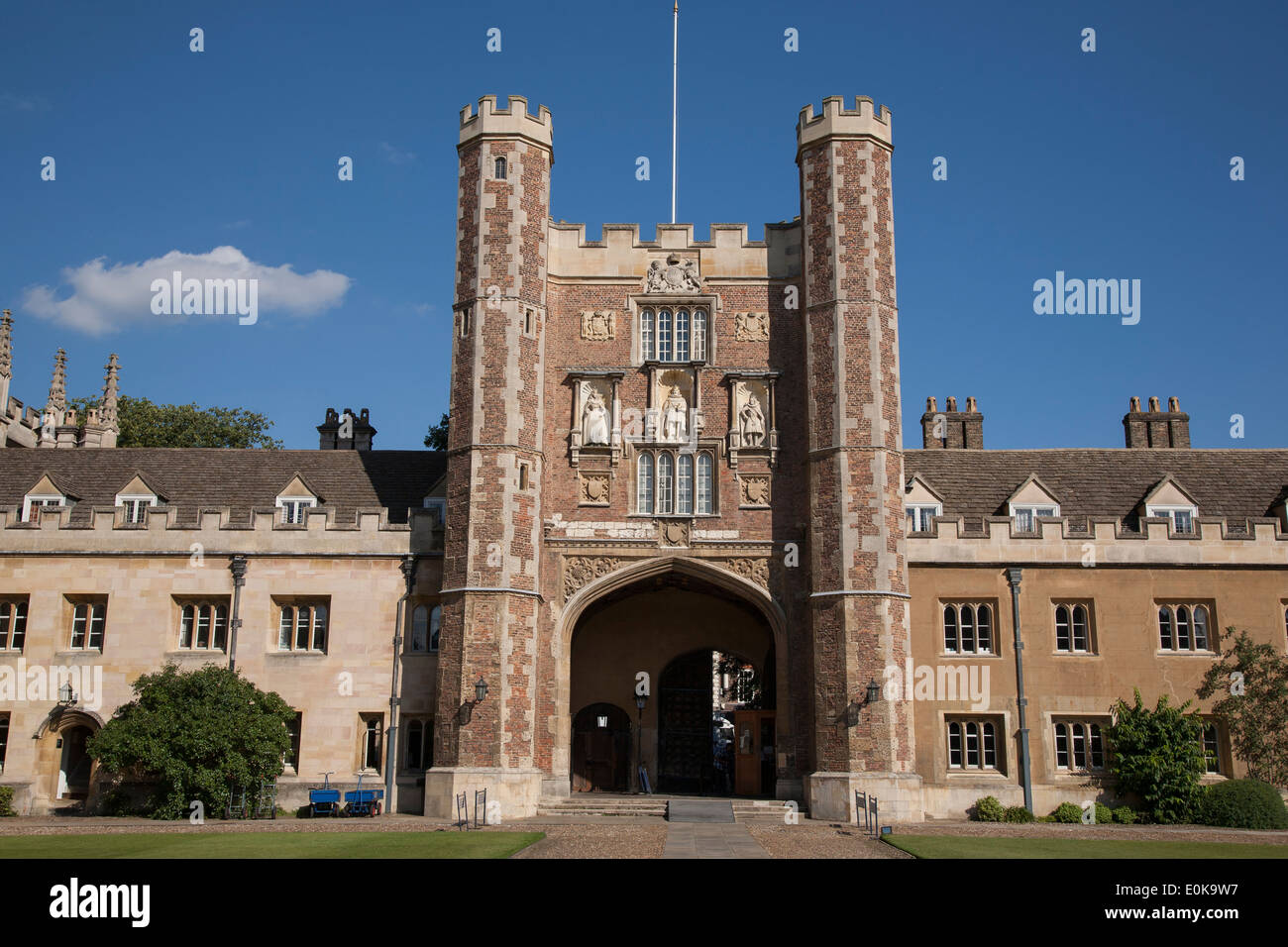 Great Court, Trinity College; Cambridge University, England, UK Stock ...
