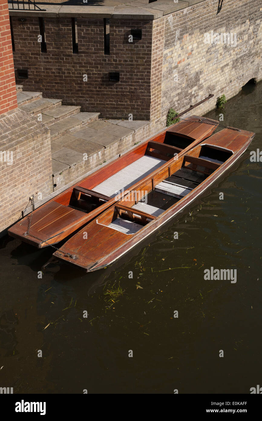 Punts on River Carn, Cambridge; England Stock Photo - Alamy