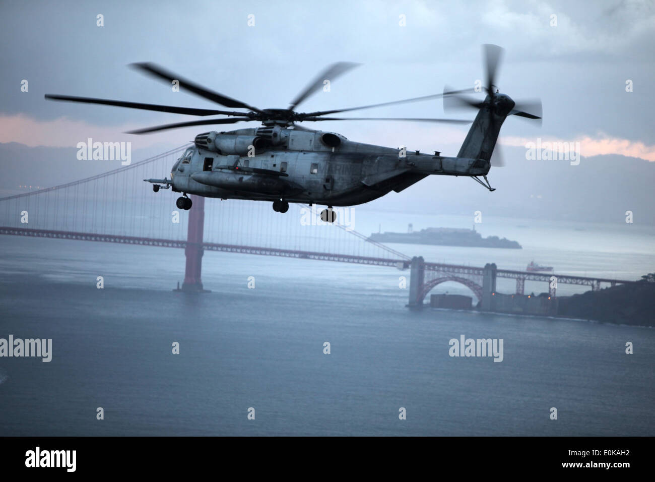 Marines with Heavy Marine Helicopter Squadron 466 fly a CH-53 Sea ...