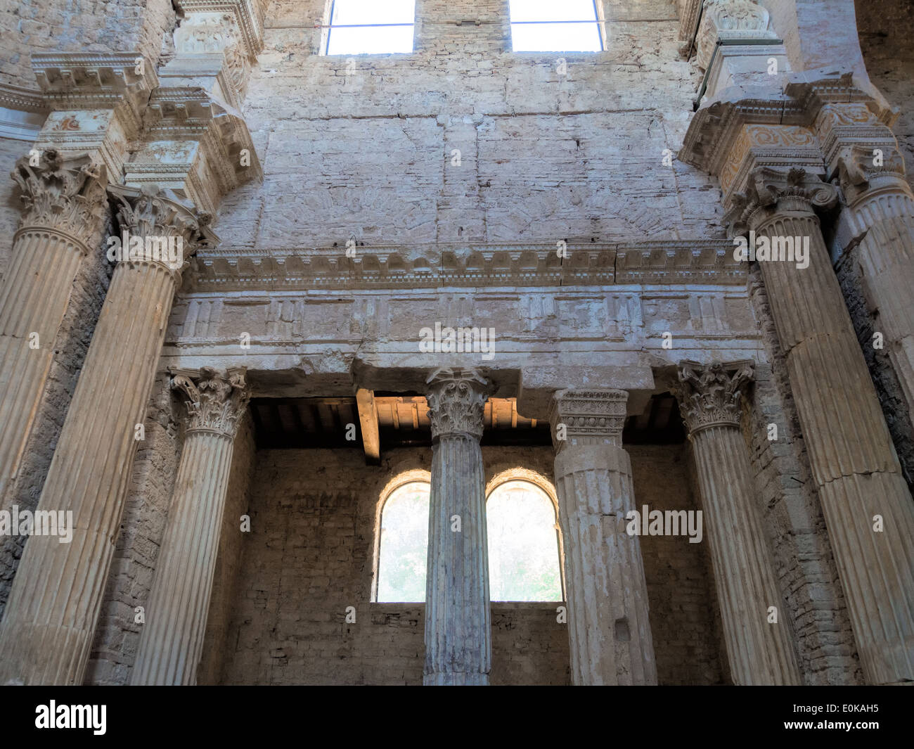 Romanesque Column Capitals High Resolution Stock Photography and Images ...