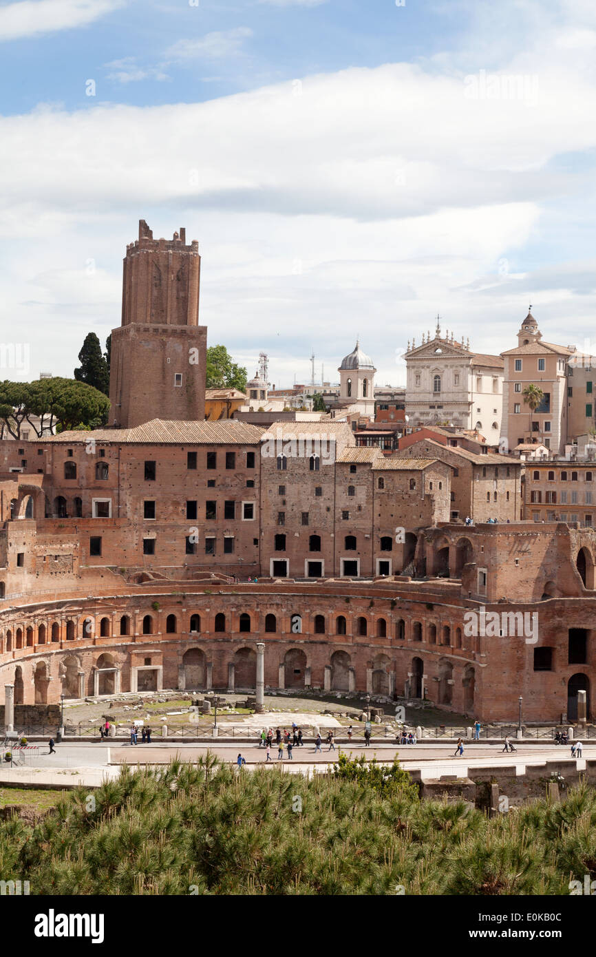 Ancient rome market hi-res stock photography and images - Alamy