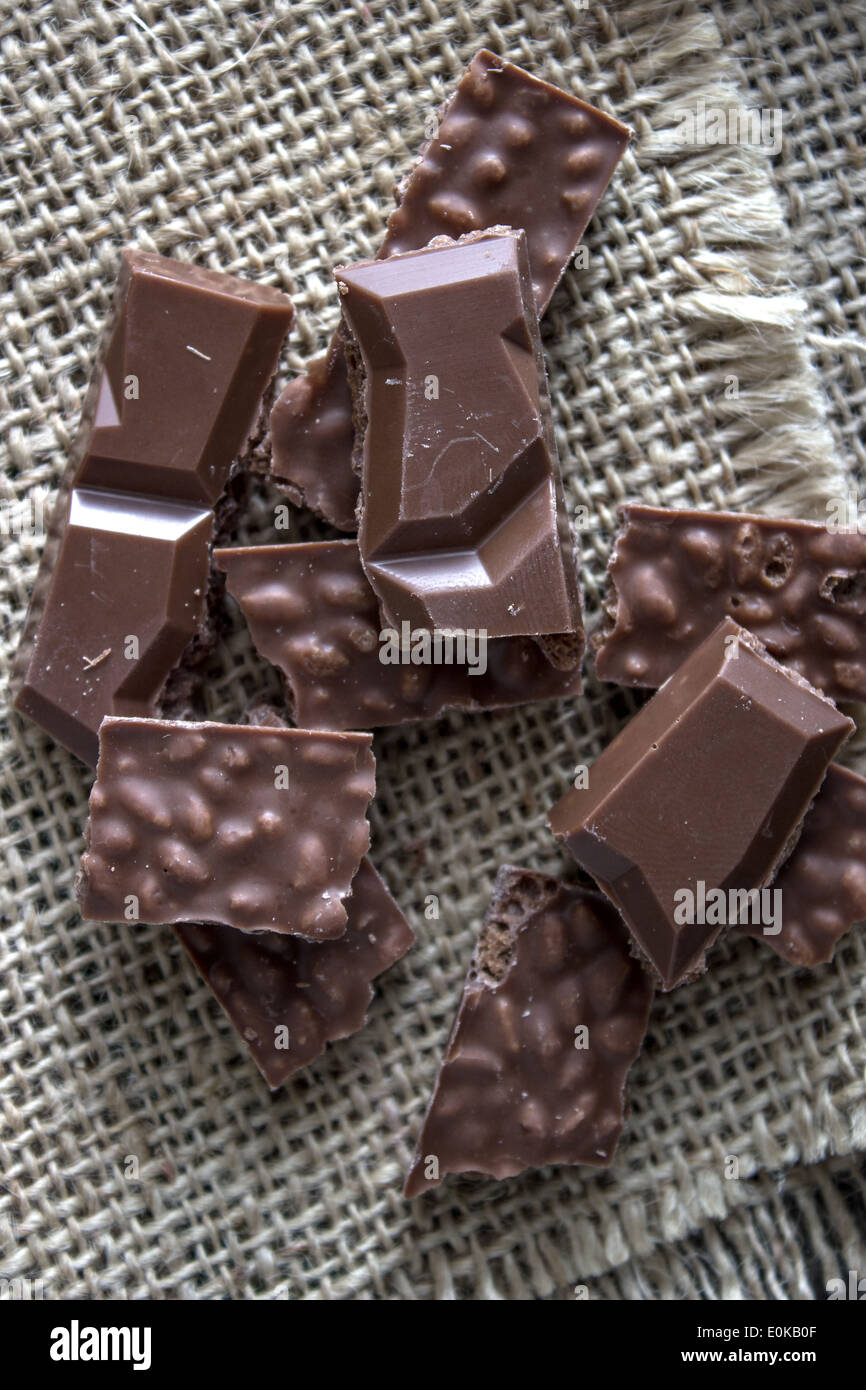 Small chocolate bars hi-res stock photography and images - Alamy