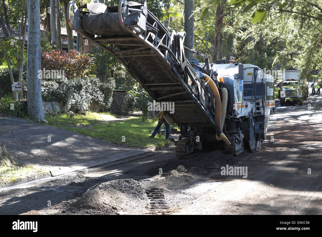 Road Resurfacing Machine High Resolution Stock Photography and Images ...