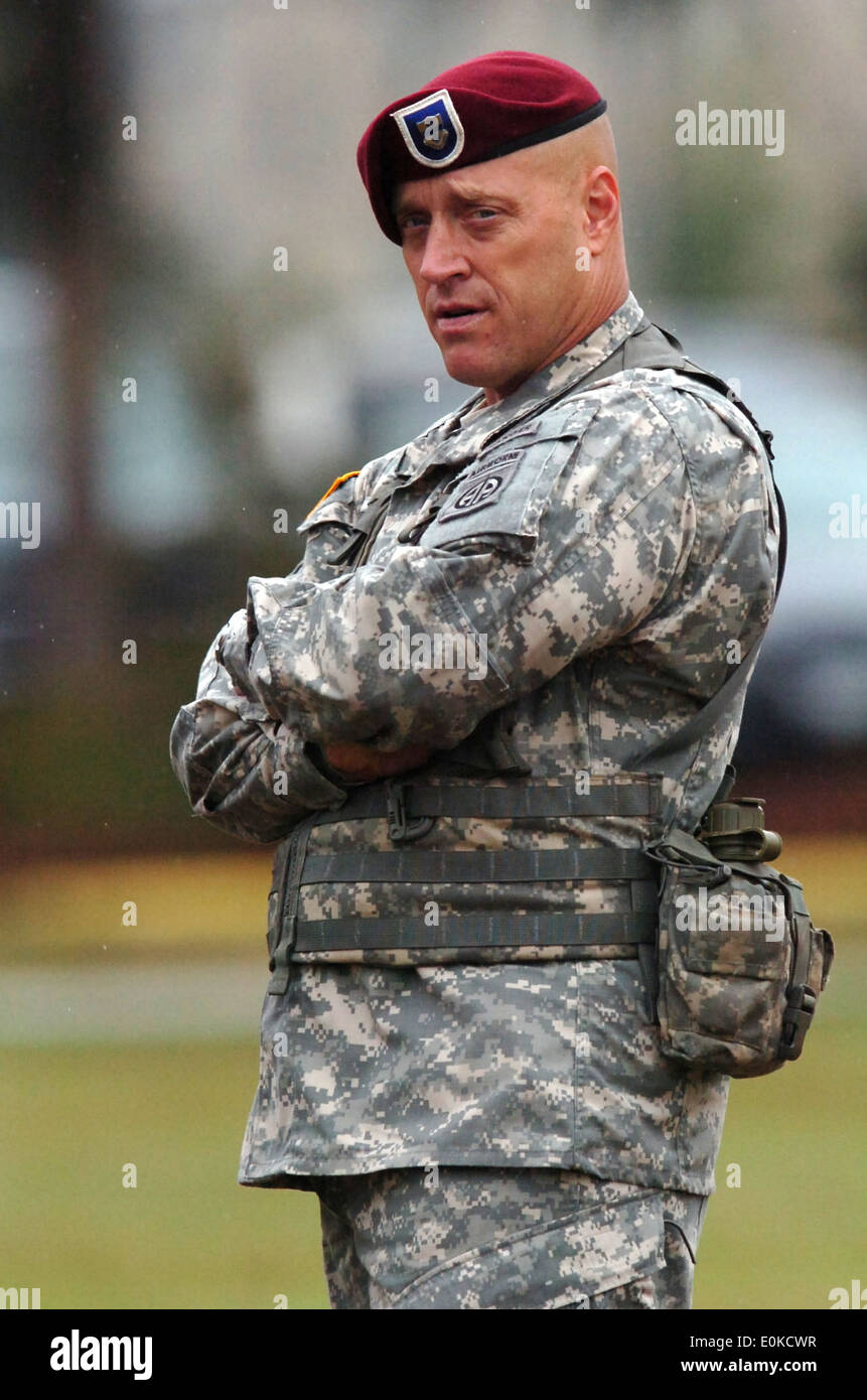 Command Sergeant Major Brian Meyers peers at the assembling ...