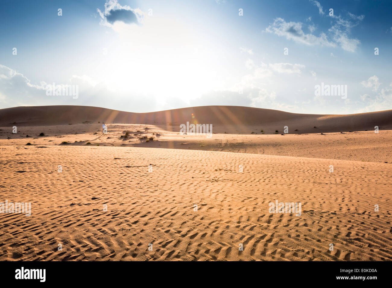 Saudi desert sunset hi-res stock photography and images - Alamy