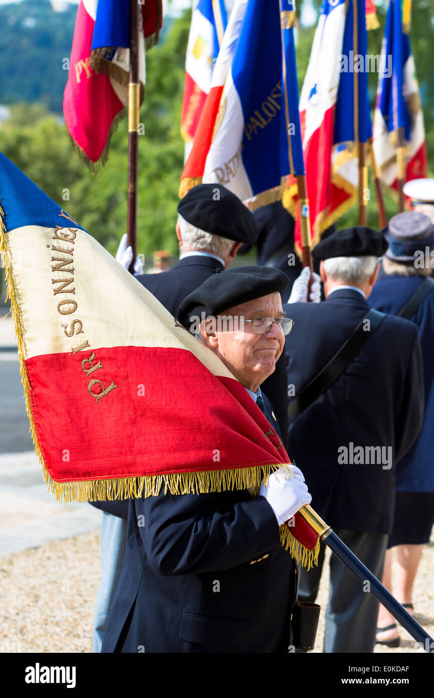 Tricolore and parade hi-res stock photography and images - Alamy