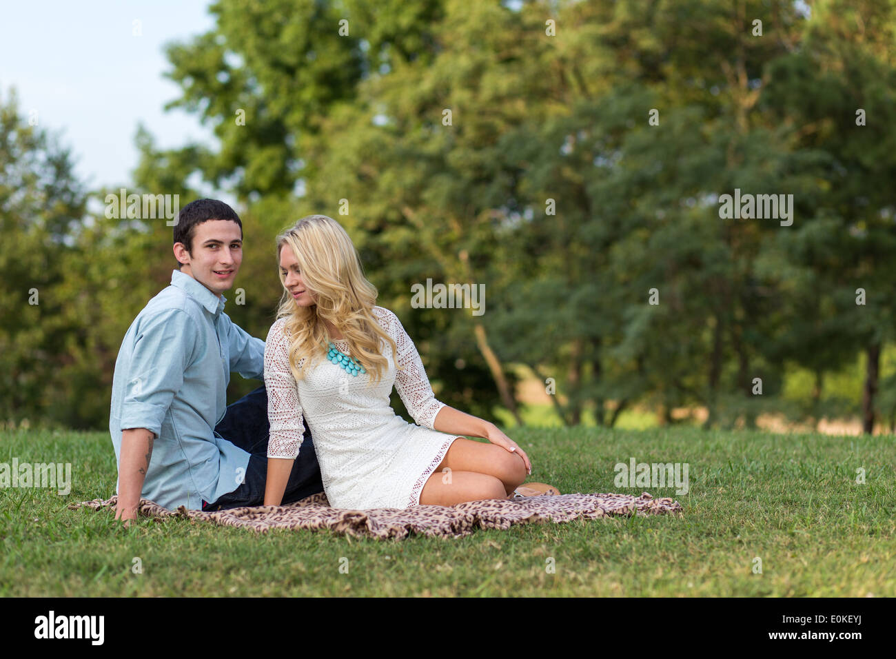 Beautiful couple dating in hi-res stock photography and images - Alamy