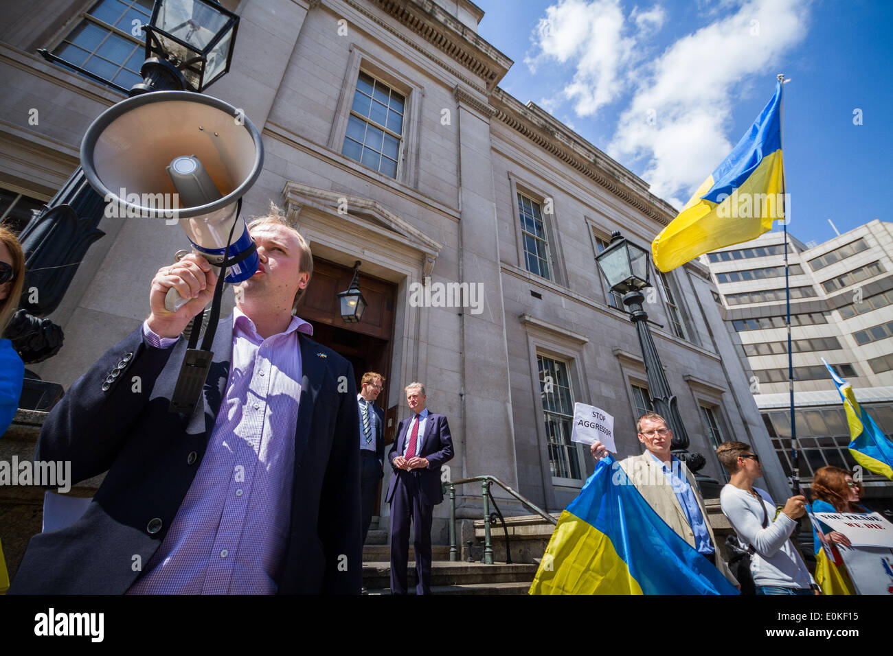 London ukrainian protest hi-res stock photography and images - Alamy