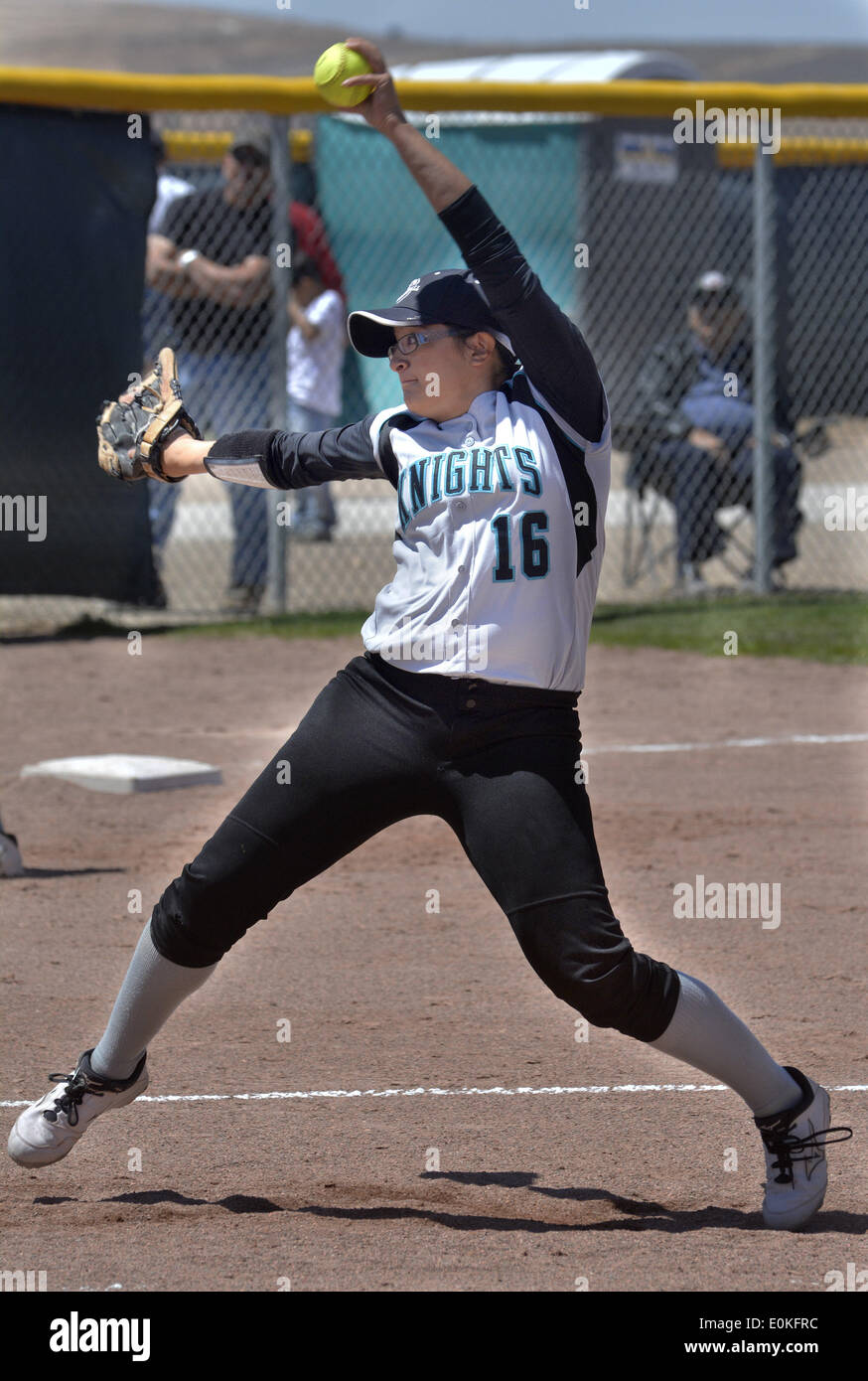 Softball pitches hi-res stock photography and images - Alamy