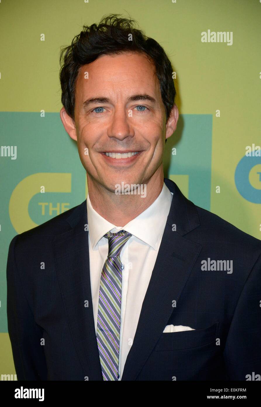 Cw upfront presentation hi-res stock photography and images - Alamy