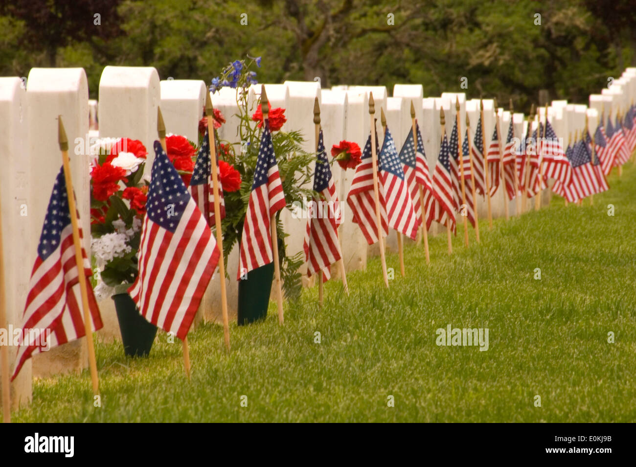 Memorial Day flag on grave, Eagle Point National Cemetery, Oregon Stock ...