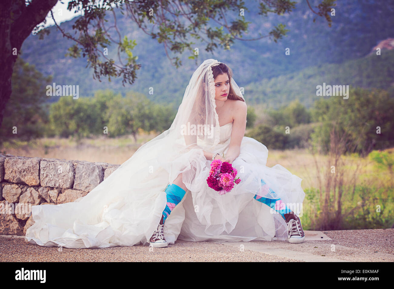 Teenage bride hi-res stock photography and images - Alamy