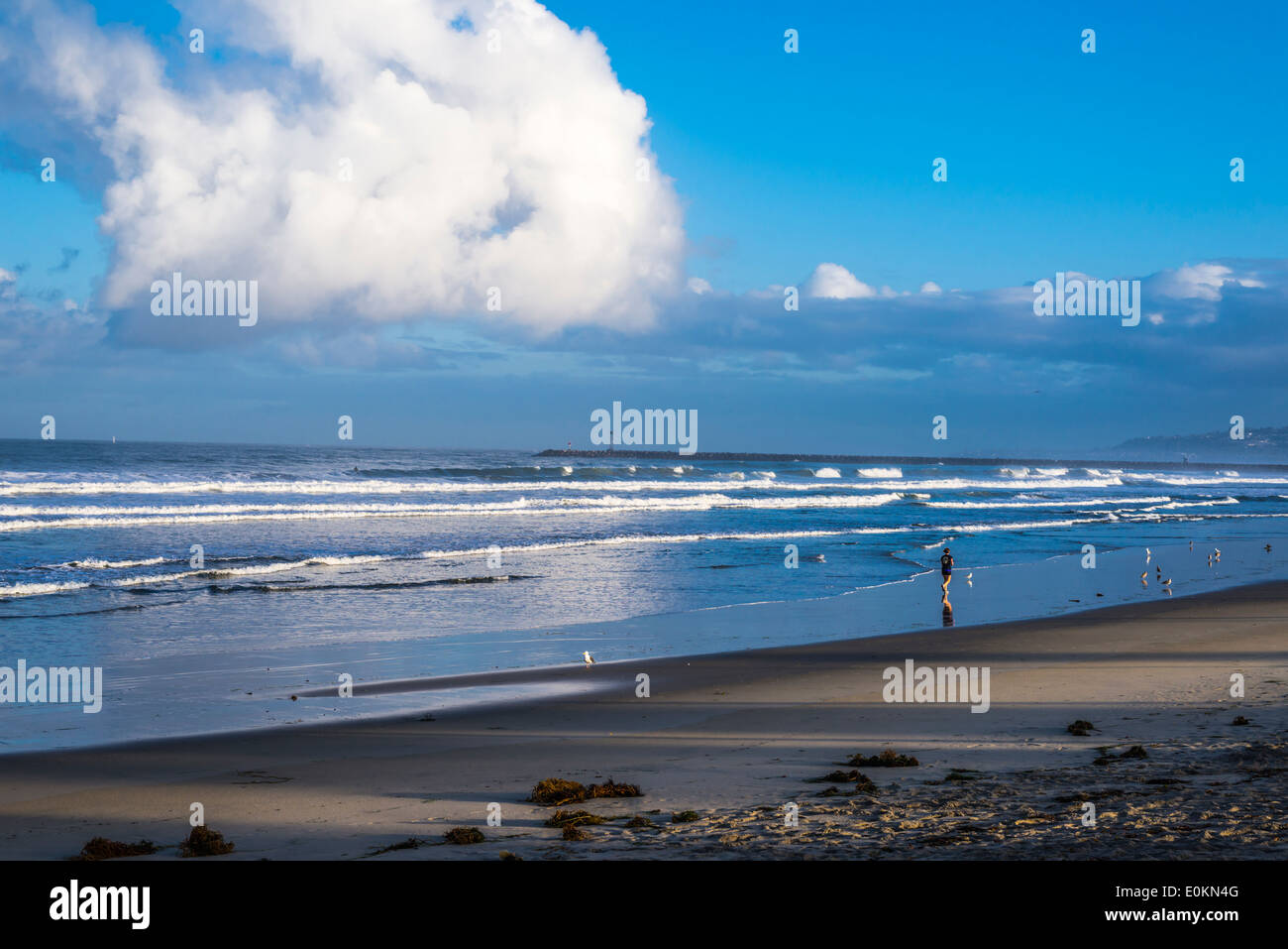Exterior morning ocean hi-res stock photography and images - Alamy