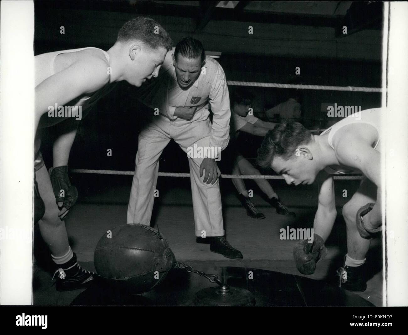 Jul. 11, 1928 - Their Trainer is blind: Andy Newton watches two of his ...