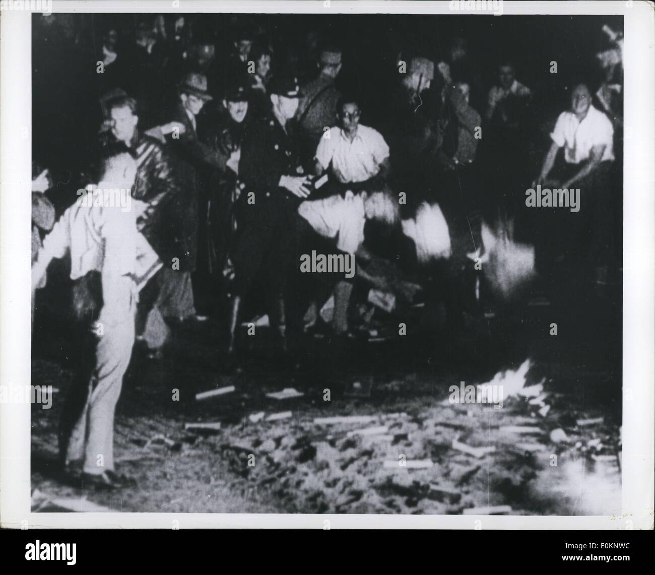 Opernplatz berlin hi-res stock photography and images - Alamy