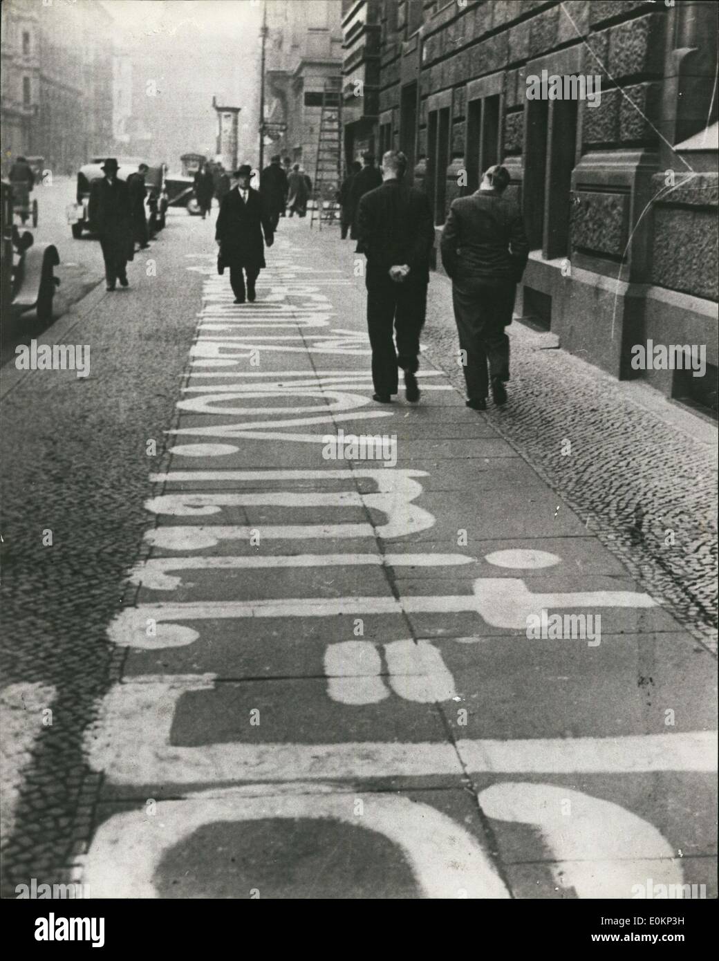 1933 berlin hi-res stock photography and images - Alamy