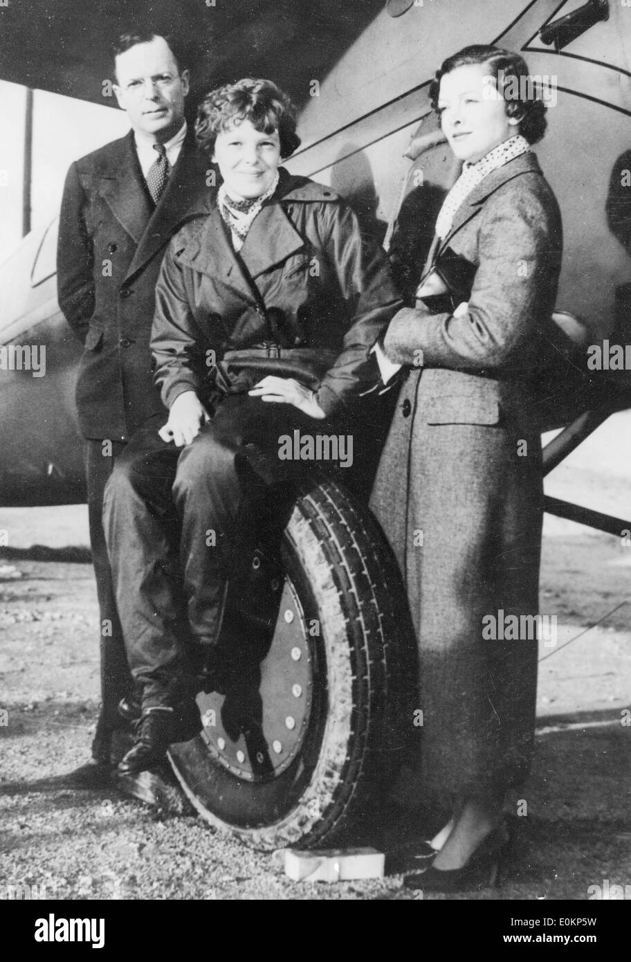 Amelia earhart plane hi-res stock photography and images - Alamy