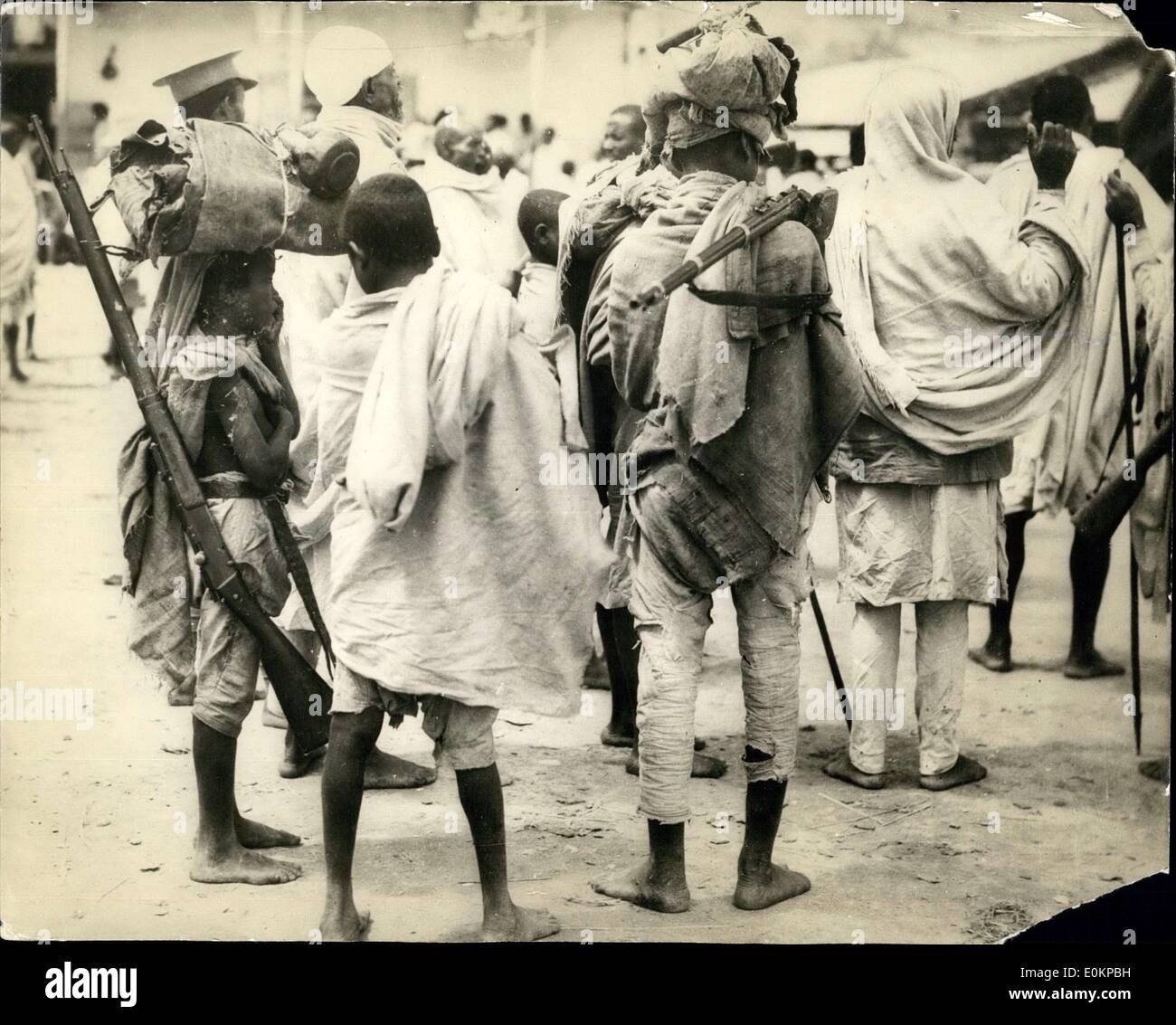 Peasant soldiers hi-res stock photography and images - Alamy