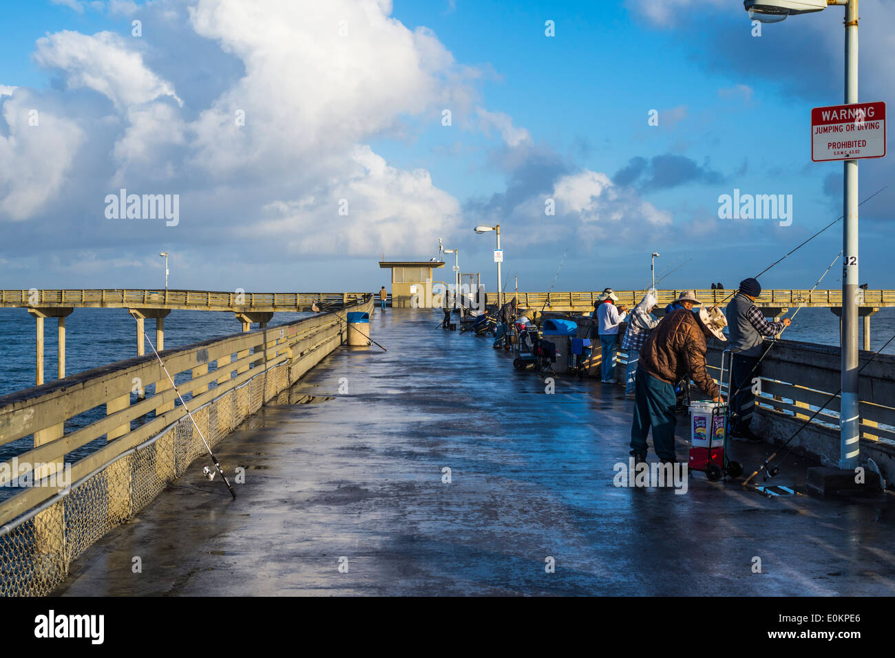 Fishermen go fishing on pier hi-res stock photography and images - Alamy