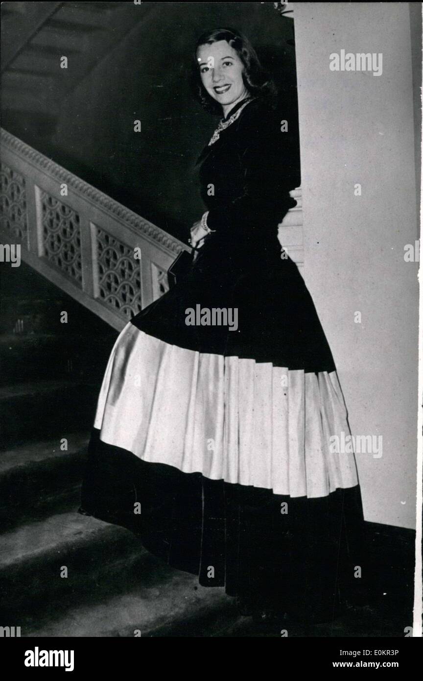 Dec. 06, 1945 - Here is a picture of the famous opera singer Lily Pons ...