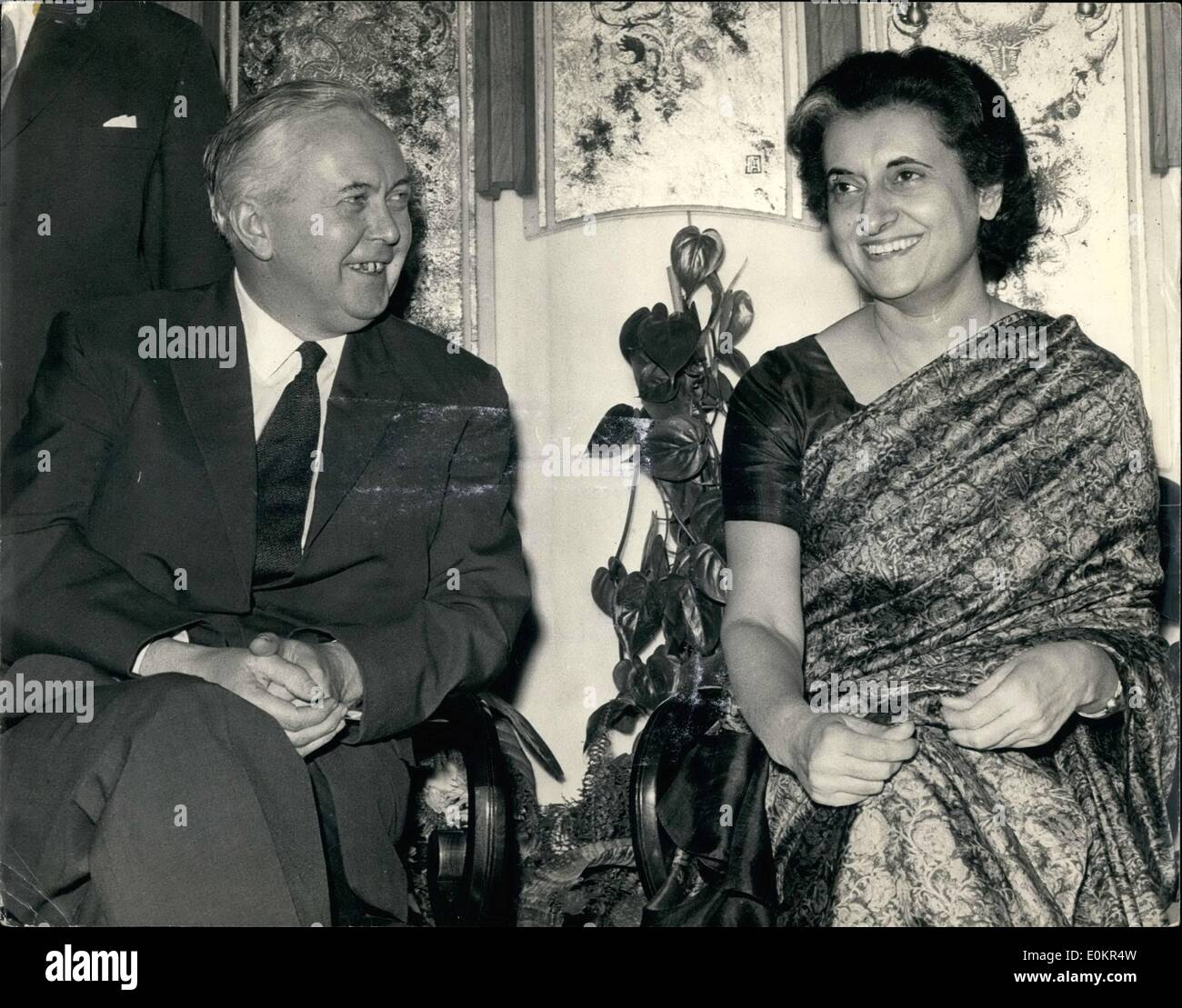 Indians prime minister mrs indira gandhi hi-res stock photography and ...