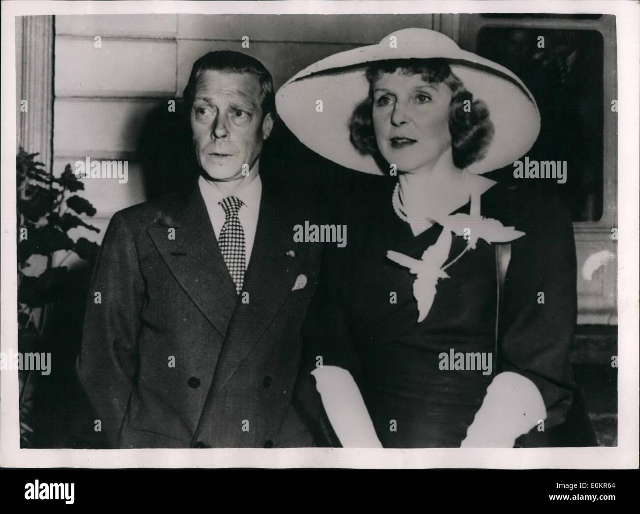 Duke of duchess of windsor paris hi-res stock photography and images ...