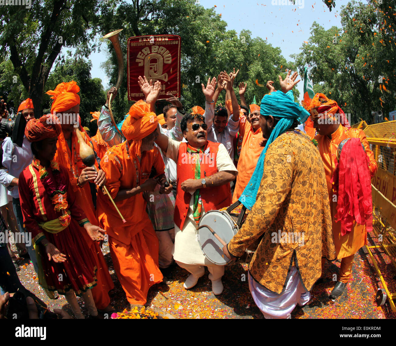 Modi supporters dance hi-res stock photography and images - Alamy