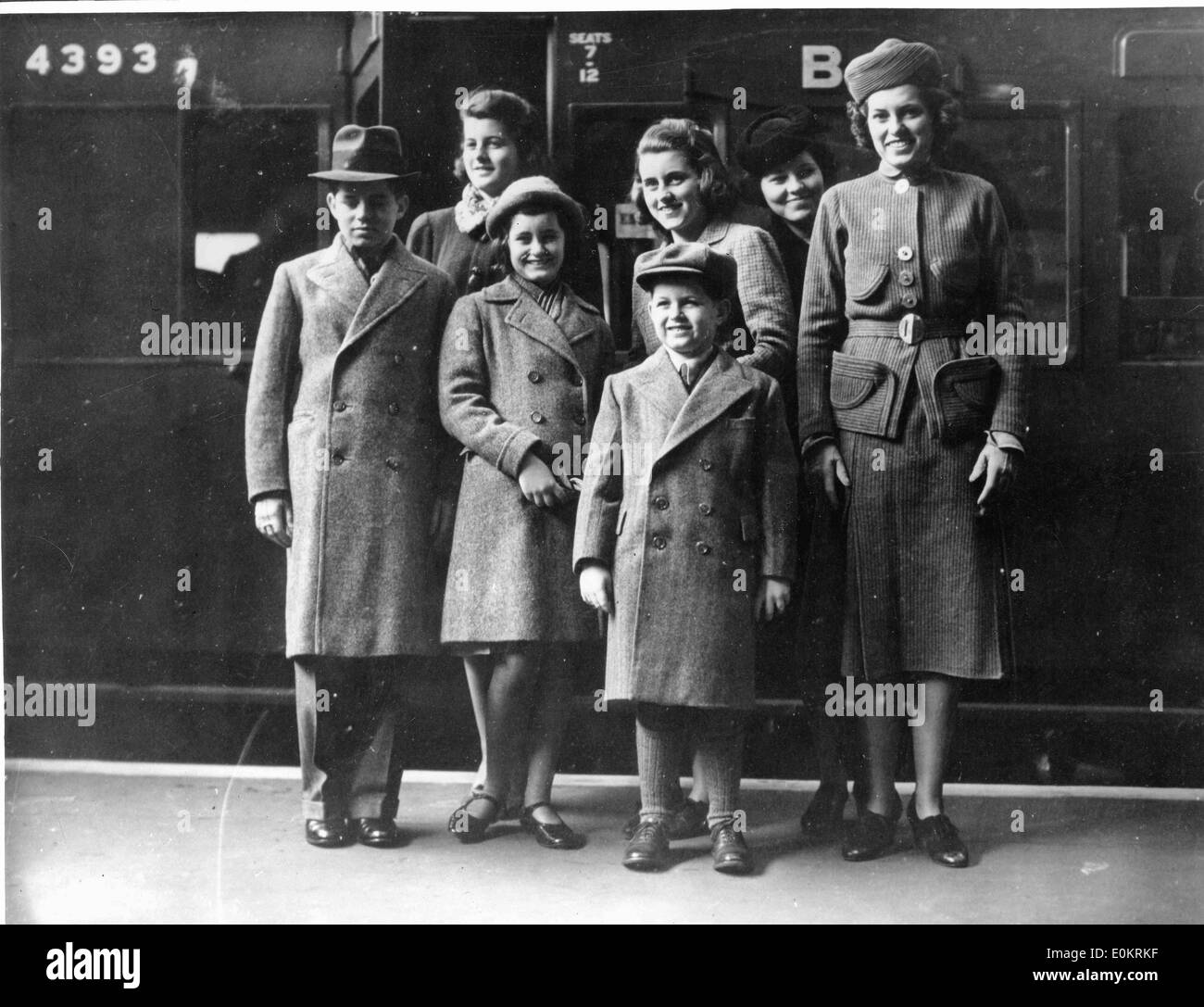 1940s family in london Black and White Stock Photos & Images - Alamy