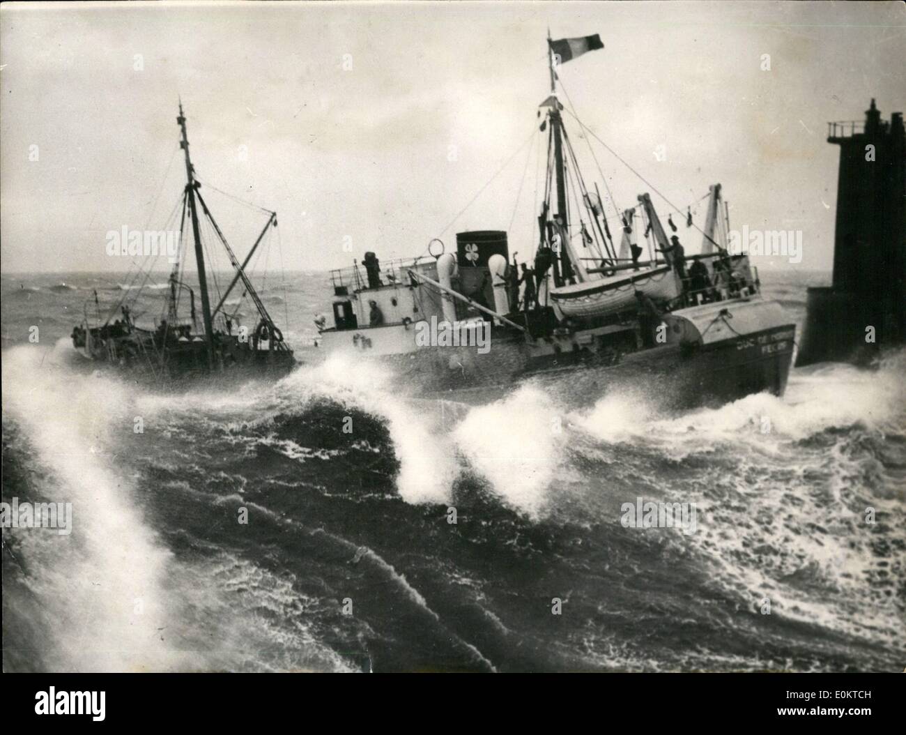 Drowned sailors hi-res stock photography and images - Alamy