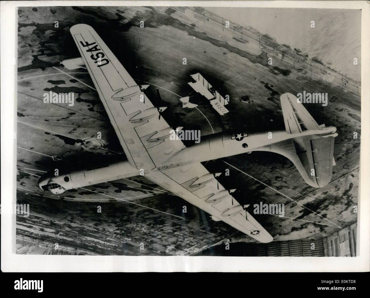 Pusher aircraft hi-res stock photography and images - Alamy