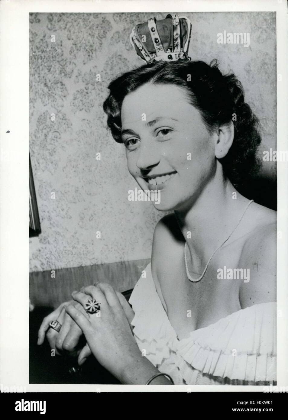 German queen hi-res stock photography and images - Alamy