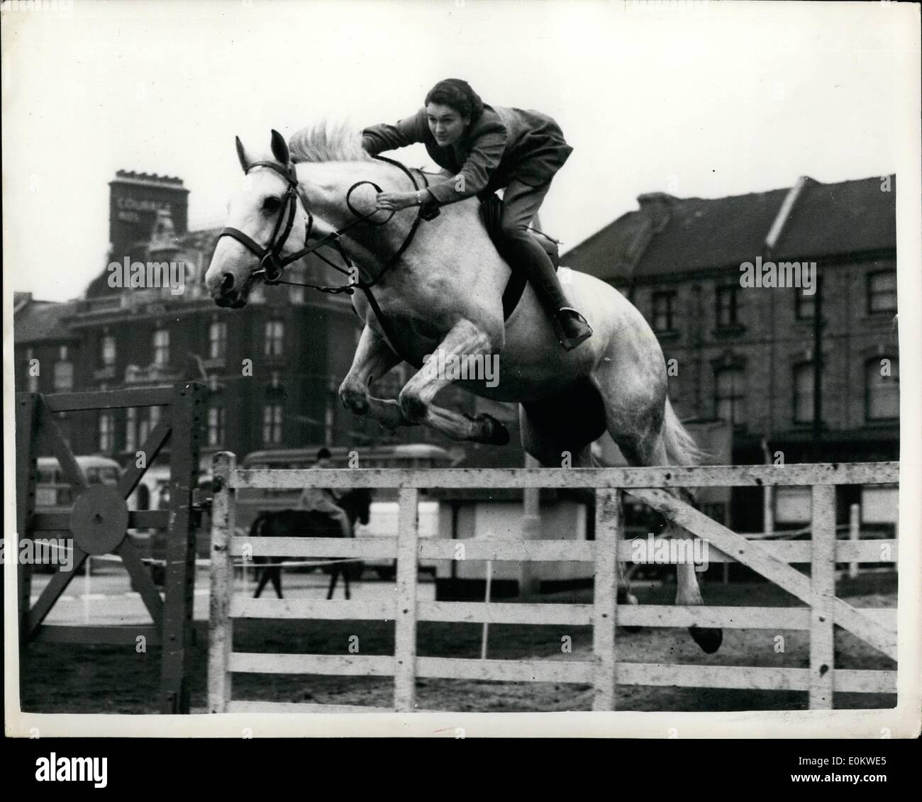 Harringay arena 1951 hi-res stock photography and images - Alamy