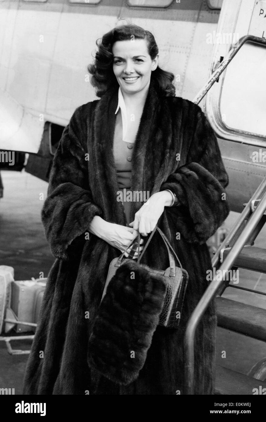 England airport travel Black and White Stock Photos & Images - Alamy